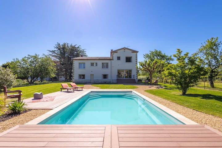 Boutique Riverside Retreat With Pool - Sainte-Foy-la-Grande