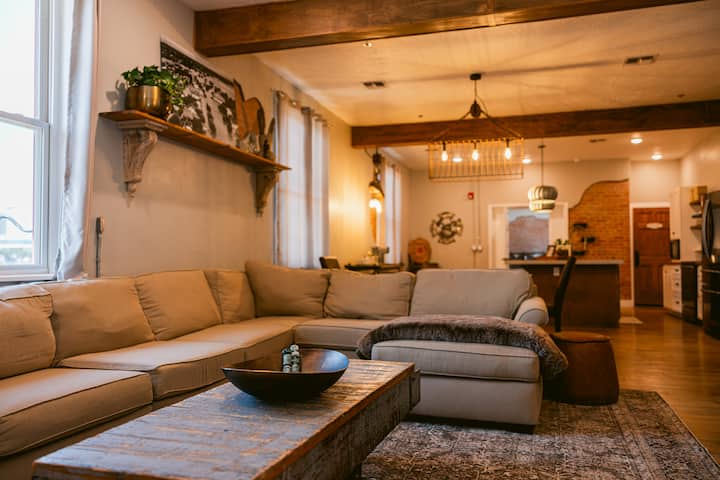 Historic Firehouse Suite | 2 Bed 2 Bath - San Angelo, TX