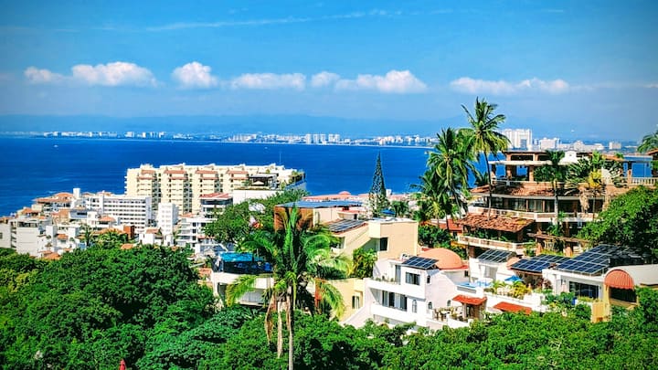 *Ocean View*fast Wifi*pool*old Town*parking*a/c* - Puerto Vallarta