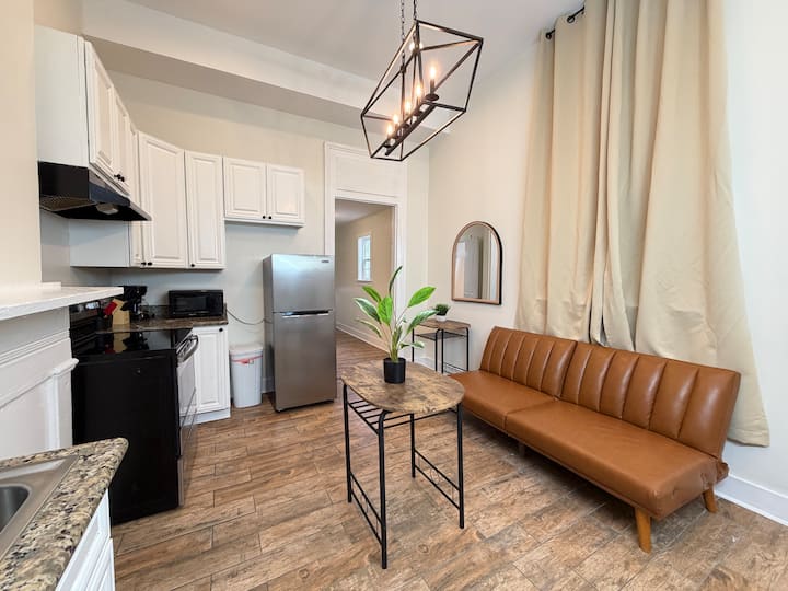 Beautiful New Orleans Shotgun Home 7 Mins To Fq - New Orleans, LA