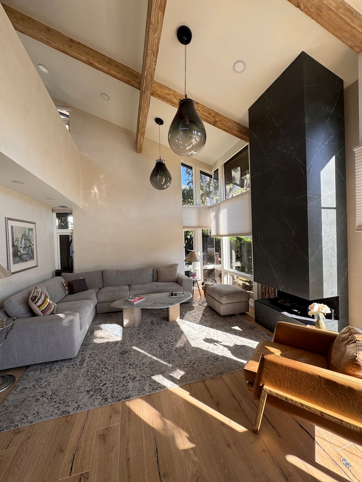 Architecturally Unique Dana Point Beach Bungalow - 데이나포인트