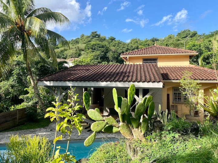 Belle Maison Sur Le Golf - Les Anses-d'Arlet