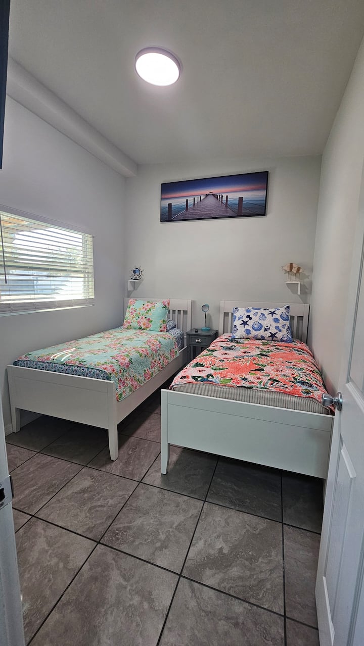 Guest Studio - Sarasota, FL