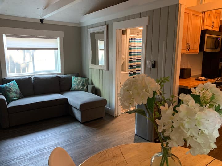 Modern Downtown Getaway - Coeur d'Alene, ID