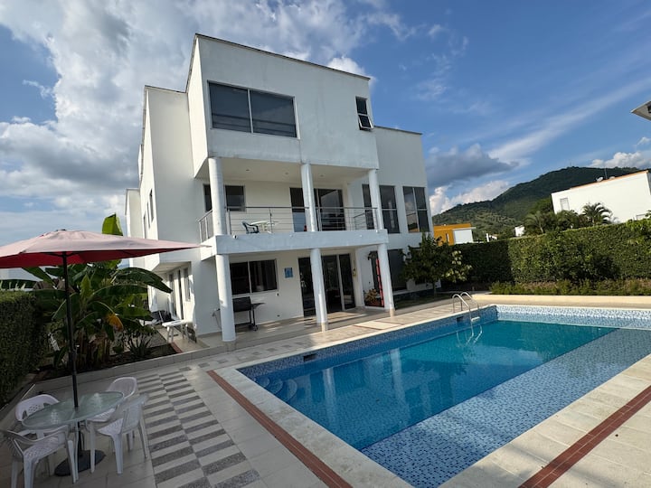 Anapoima En Familia Y Comodidad - Anapoima