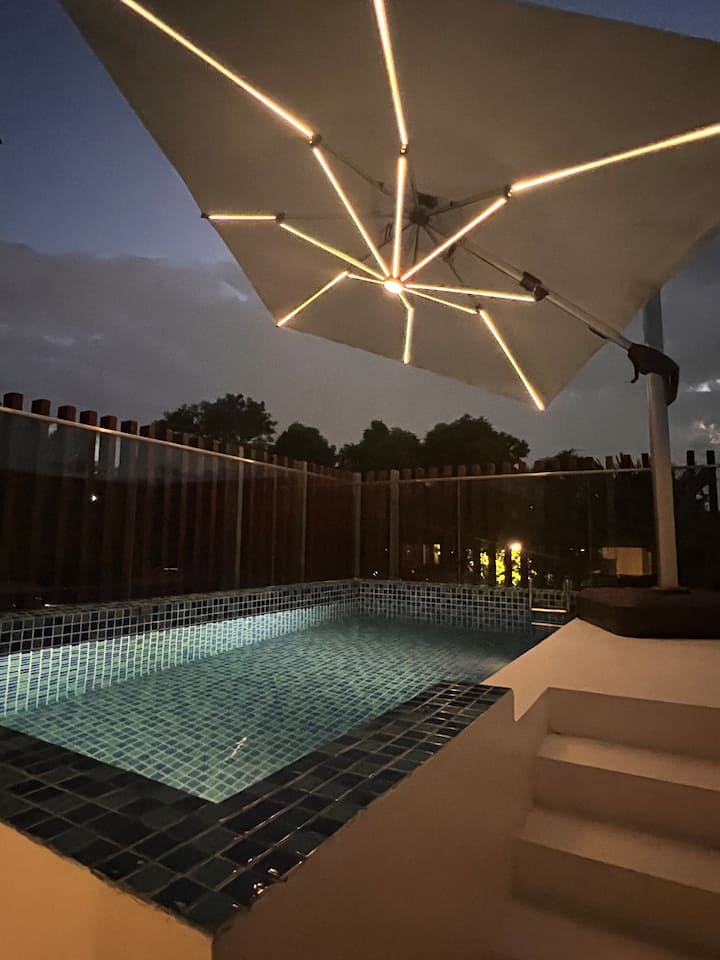 Beautiful Staycation With Private Pool - Marine Parade
