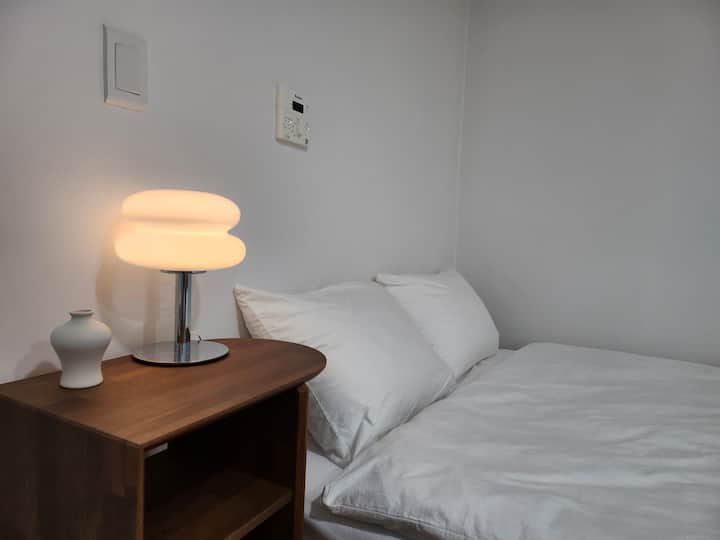 오두막,여기- 이태원,경리단길,녹사평,남산타워,남산뷰 - Seoul