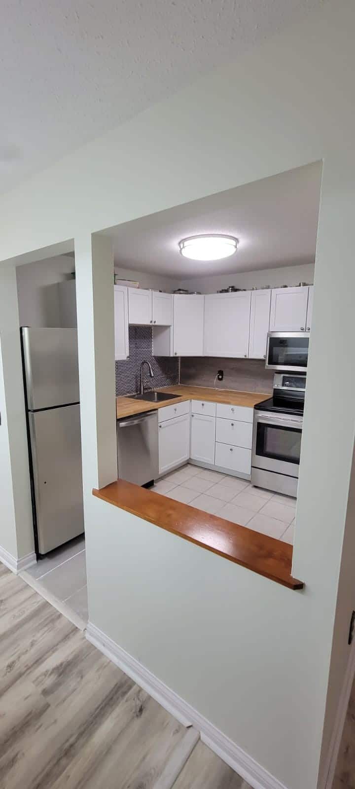 Conveniently Located 5 Minutes From Moa And Msp - Apple Valley, MN