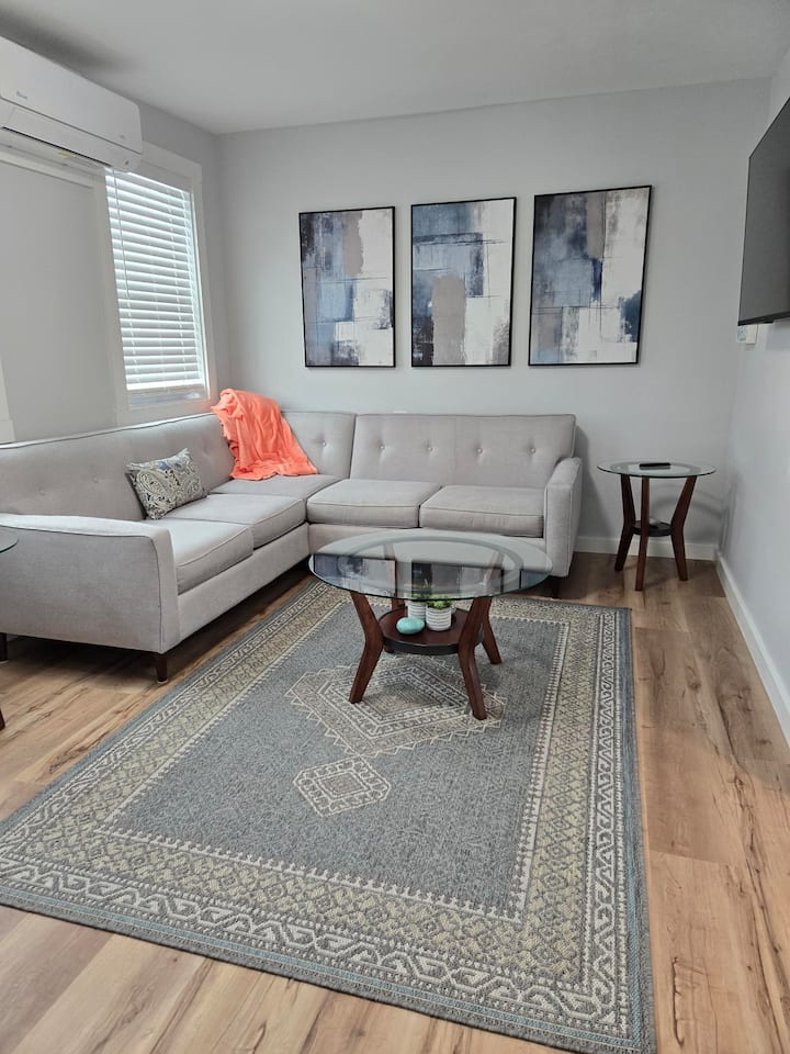 Sea Breeze Unit 2
Two Level - Hampton, NH