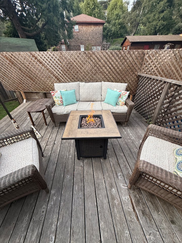 Sunny Classic Inverness - Point Reyes Station, CA