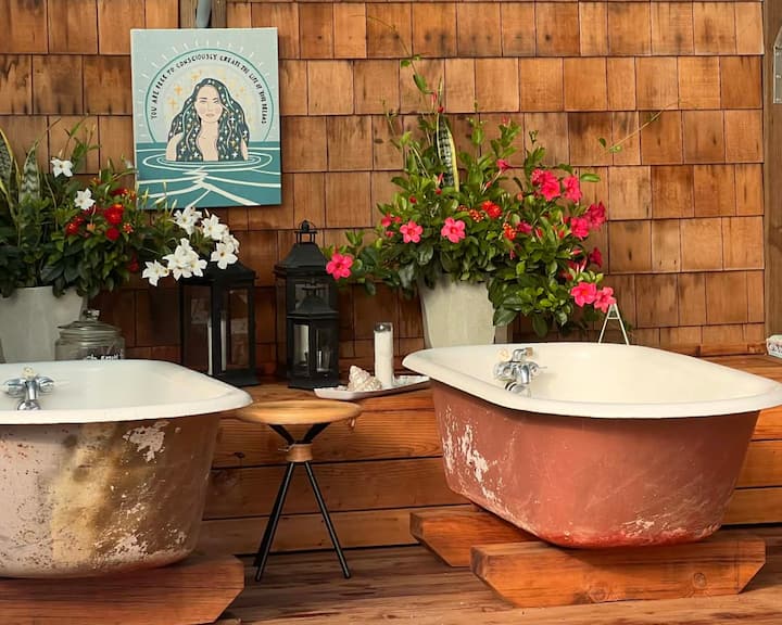 The Little River Love Shack-romantic Spa Retreat - Mendocino, CA