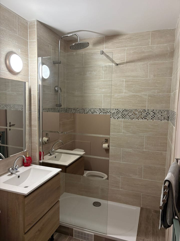 Appartement éQuipé Proche Aéroport Et Gare - Beauvais