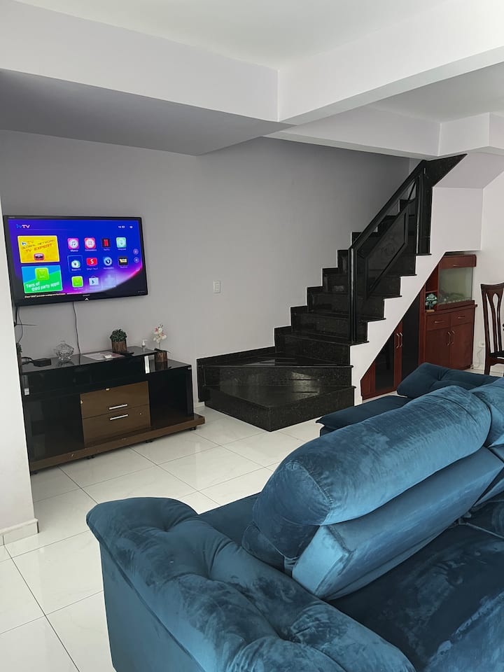 Sobrado Aconchegante. Para Até 8 Pessoas. - Foz do Iguaçu