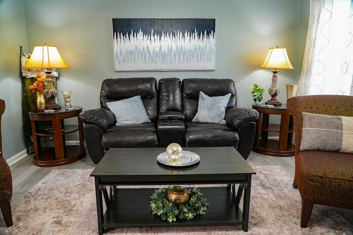 Vidalia Home With A Southern Charm Flair - Tarrytown, GA