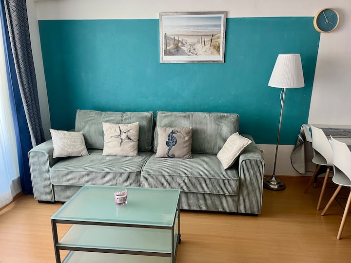 Appartement Moderne Avec Vue Piscine Pour 4 Pers - Roses