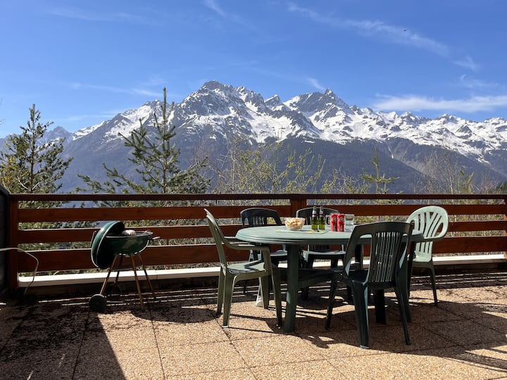 Superbe Vue Et Terrasse Très Spacieuse  - Max 5 P - Allemont