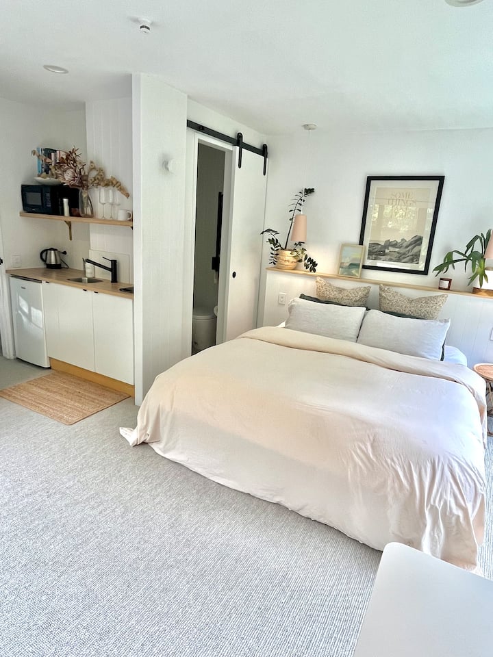 Castor Bay Getaway- Auckland -Cosy Private Studio - Auckland