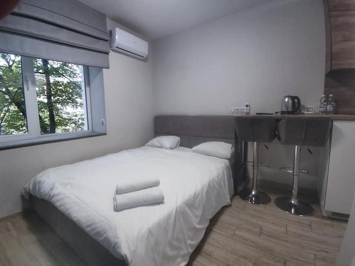 Смарт-6, парковка, самостоятельное заселение - Kiew