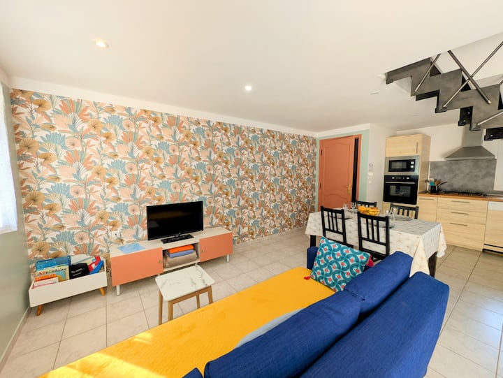 F3 Climatisé Avec Jardin Privé • Parking • 6 Pers - Aubenas