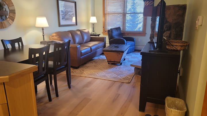 Stay @ Buffalo Lodge - Ski @ Keystone & Abasin - Summit County, CO