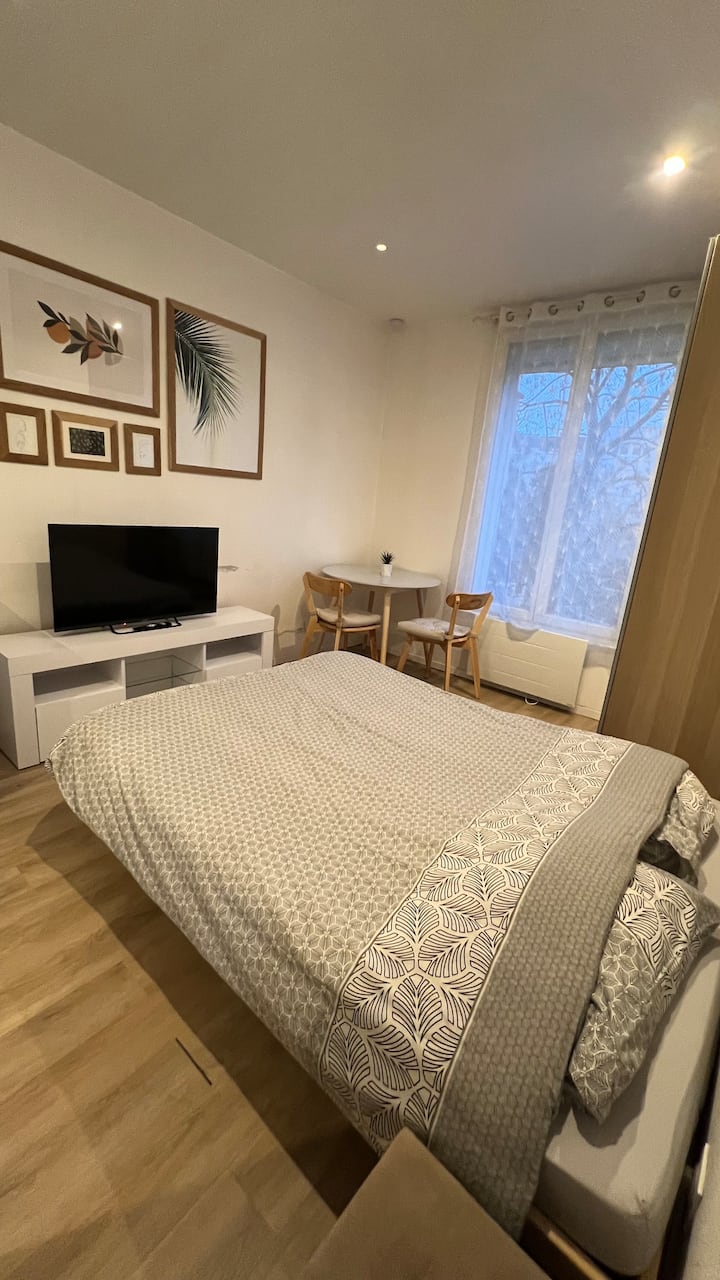 Studio Lumineux Proche La Défense - Colombes