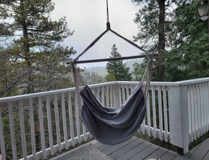 Arrowhead Treehouse; Game & Movie Room - Lake Arrowhead, CA