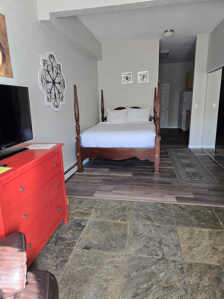 Cozy Studio Downtown Breckenridge - Breckenridge, CO
