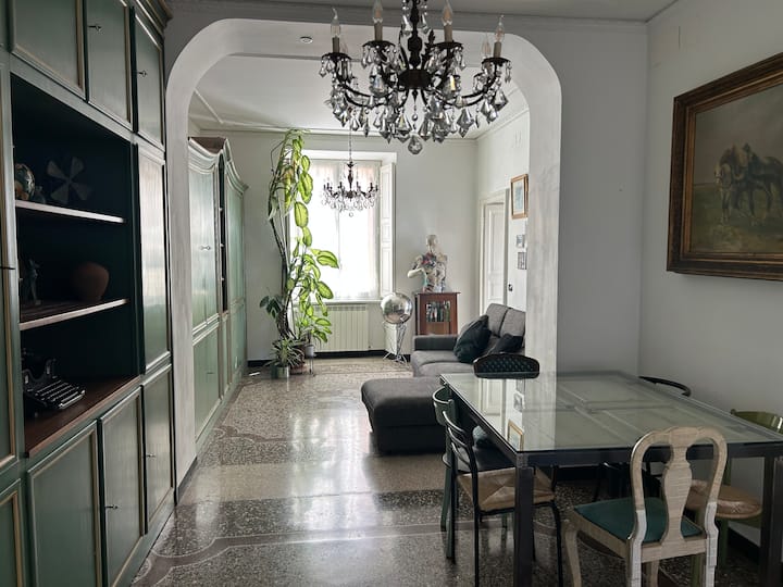 Entire Apartment, 4 Rooms - Genoa