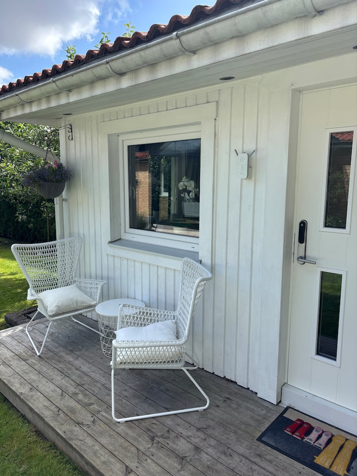 Mini House With Free Parking - Göteborg