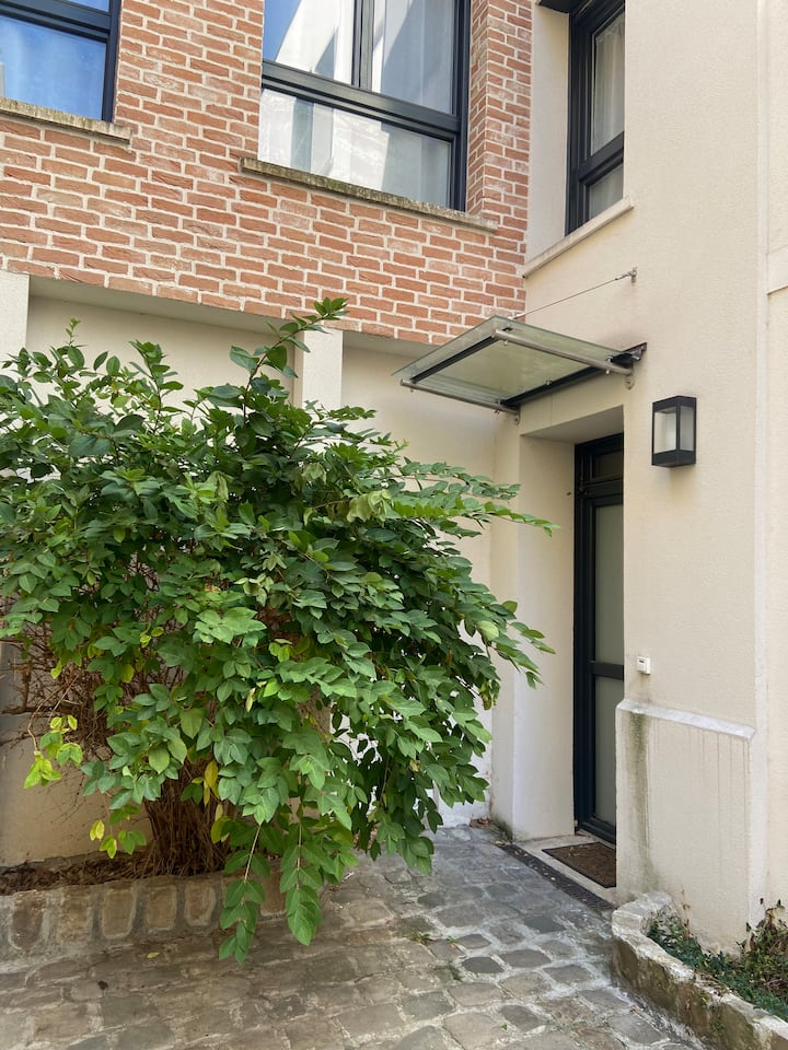 Petit Appartement 2 Chambres - Paris