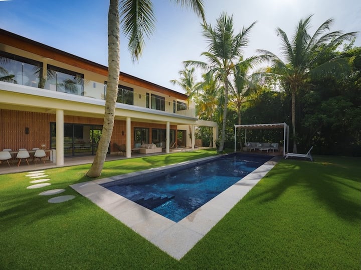 Arrecife 64 - Golf Villa At Luxury Beach Resort - Punta Cana