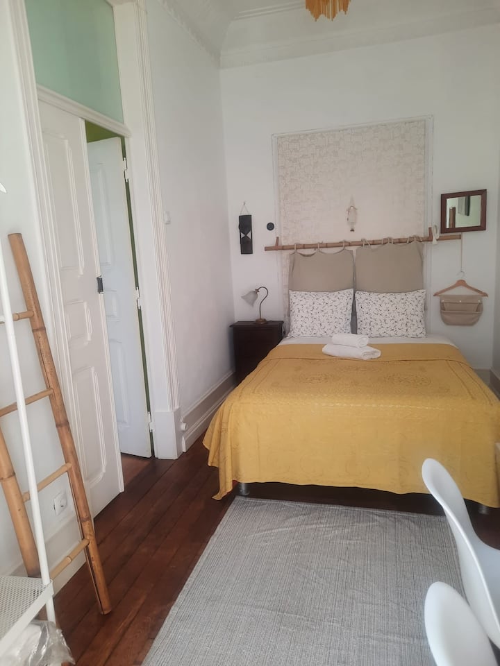 City Center - Sunny Room - Lisbonne