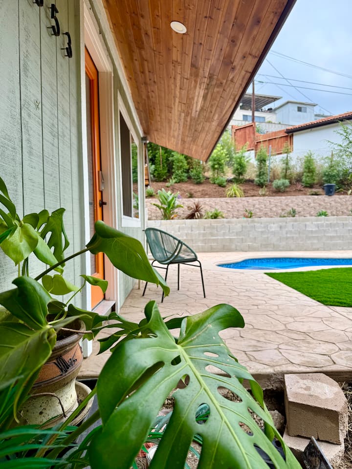 Private Home With Pool & Hot Tub Near Dtla - Los Angeles, CA