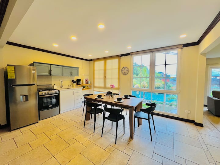 Apt 5stars Ac+wifi+king Beds, San Salvador - San Salvador