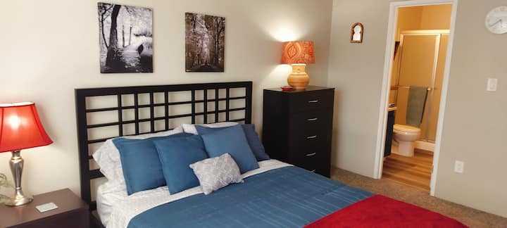 A Dtc Denver, 2 Bed 2 Bath, Entire Apartment - Denver, CO
