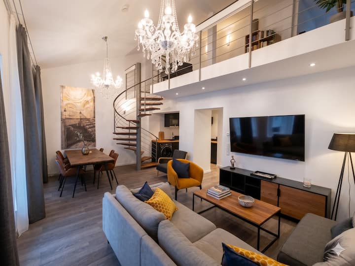 Stunning(!) Penthouse | 3br | 2 Balconies | Duplex - Düsseldorf