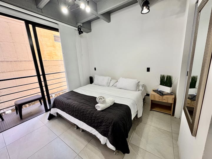Apartaestudio305 Luxury En Laureles-la 70 C/balcón - Medellín