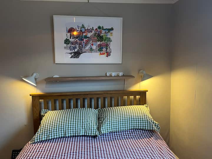 Petite, Snugly Terrace House, V Near City Walls. - York