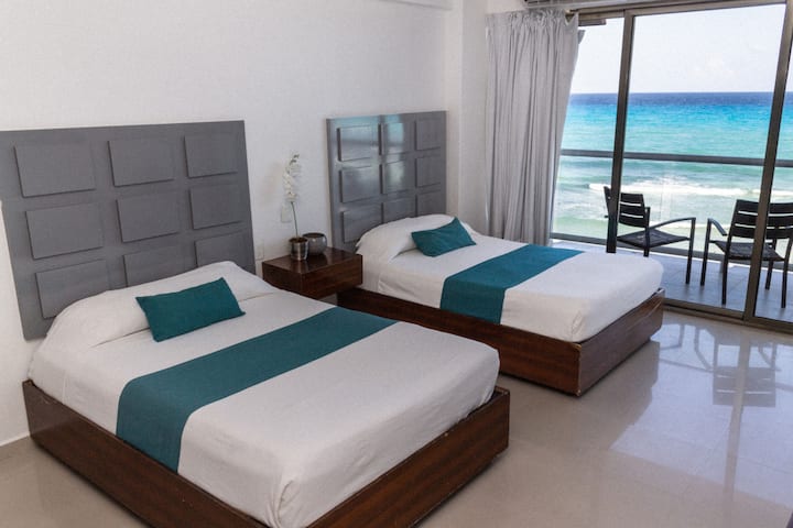 Beachfront Yeris Studio, Oceanview - Cancún