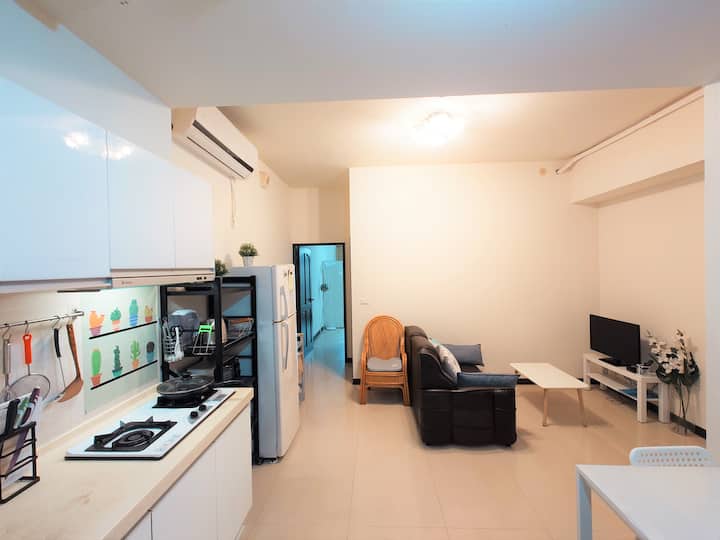 獨立空間~近林口長庚.A8.華亞科 完美生活機能，備嬰兒床/餐椅 - Taoyuan City