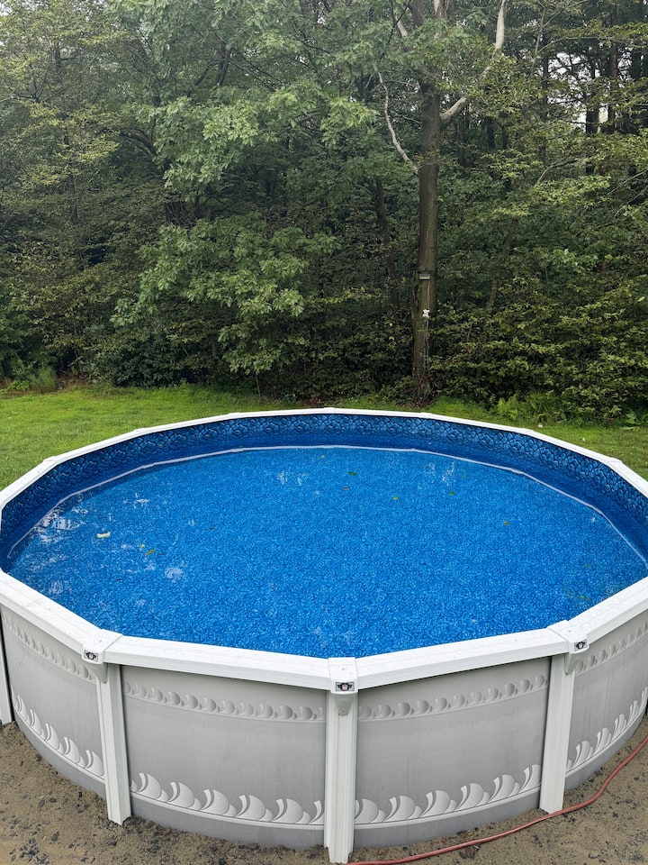 Brand New Pool And Lots Of Space And Activities! - Pocono Lake, PA
