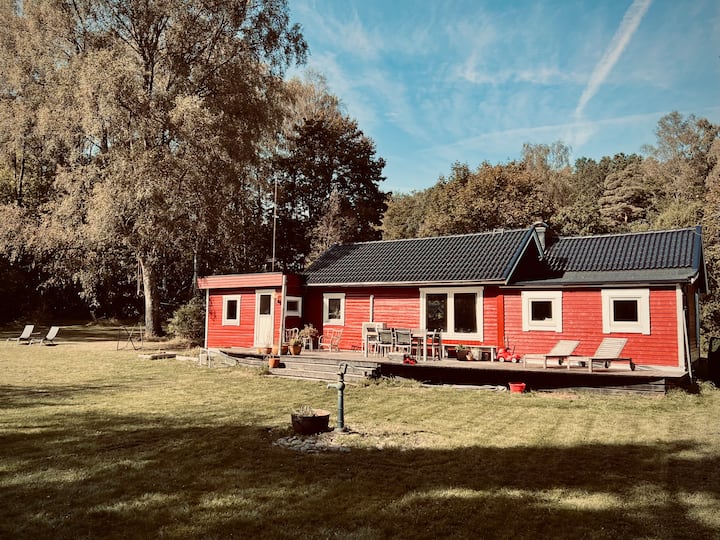 Naturnära Boende Med Sjöutsikt - Örkelljunga