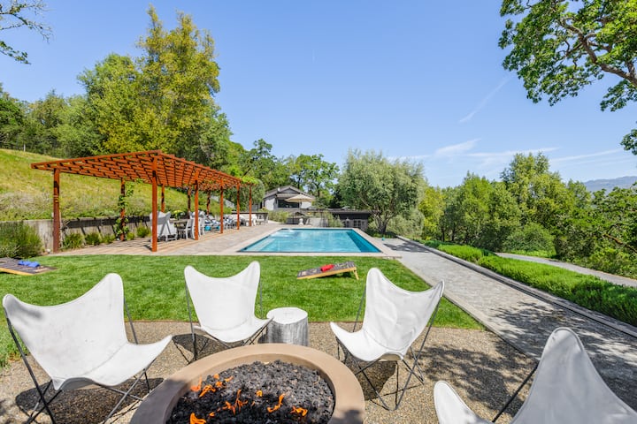 Family Fun In Glen Ellen: Pool, Hot Tub & Views! - Napa Valley, CA