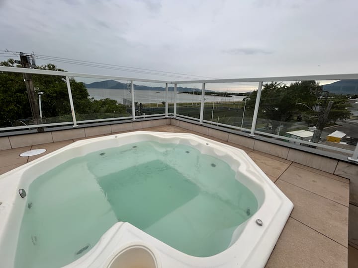 Vista Maravilhosa Para Praia E Morro Do Cambirela - Palhoça