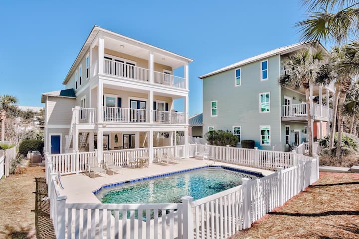 Crystal Vista With Private Pool, Gulf Views, And Beach Chair Setup - Destin, FL
