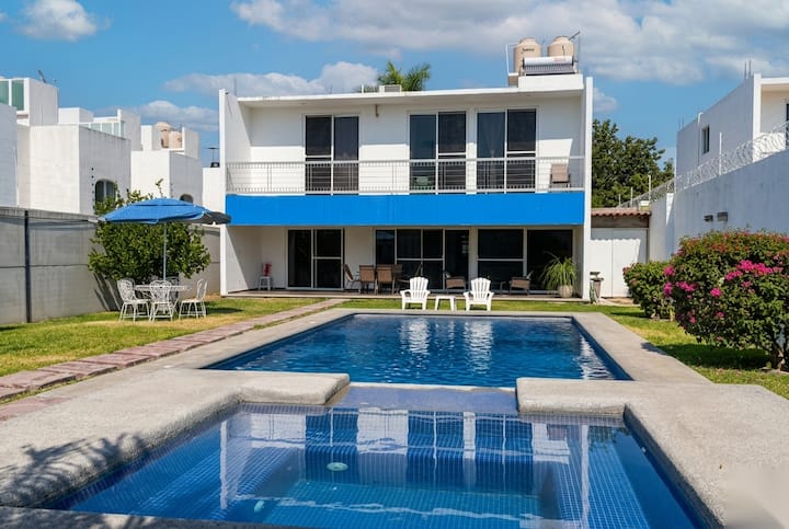 Home In Tequesquitengo - Tequesquitengo
