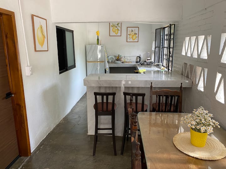 Casa Josefina’ Con Estacionamiento - Manzanillo, Colima, Mexico