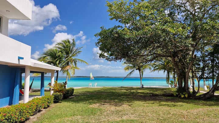 Casa "Laguna Mágica", Sobre La Costera De Bacalar - Bacalar