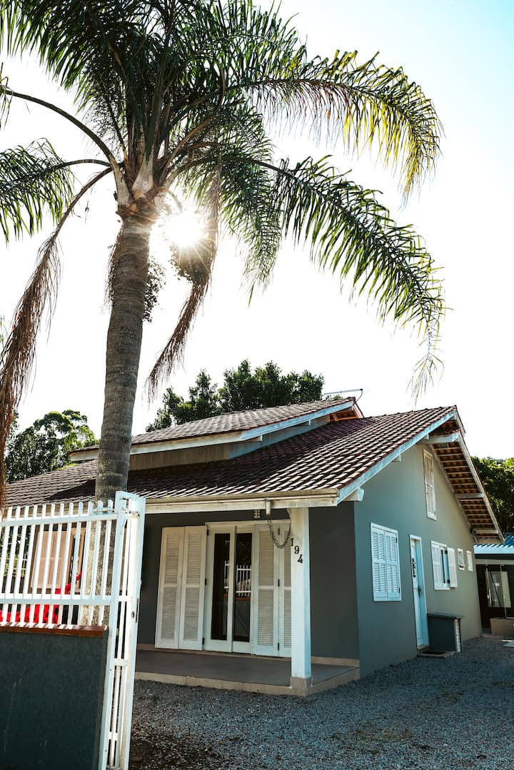 Casa Mariscal 400 Mt Praia (Piscina)(wifi) (Ar) - Bombinhas