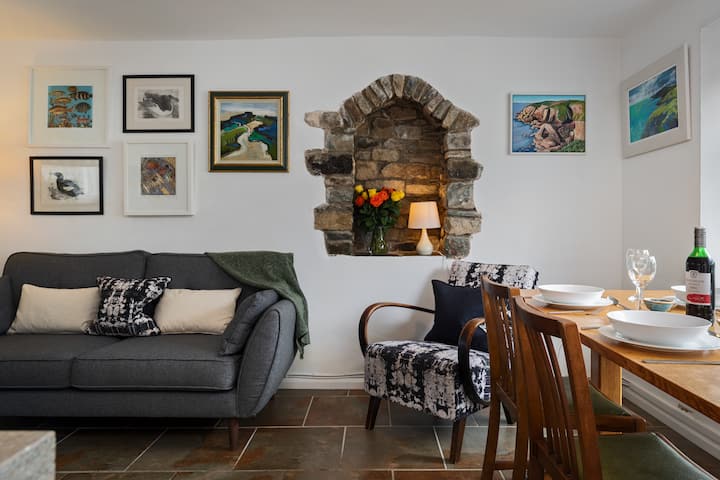 Romantic Apartment Parking & Sea Views /Solva - Solva